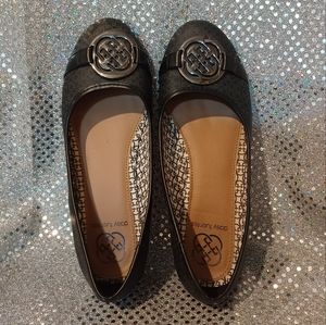 Daisy Fuentes | Shoes | Daisy Fuentes Black Logo Flats With Logo Buckle ...